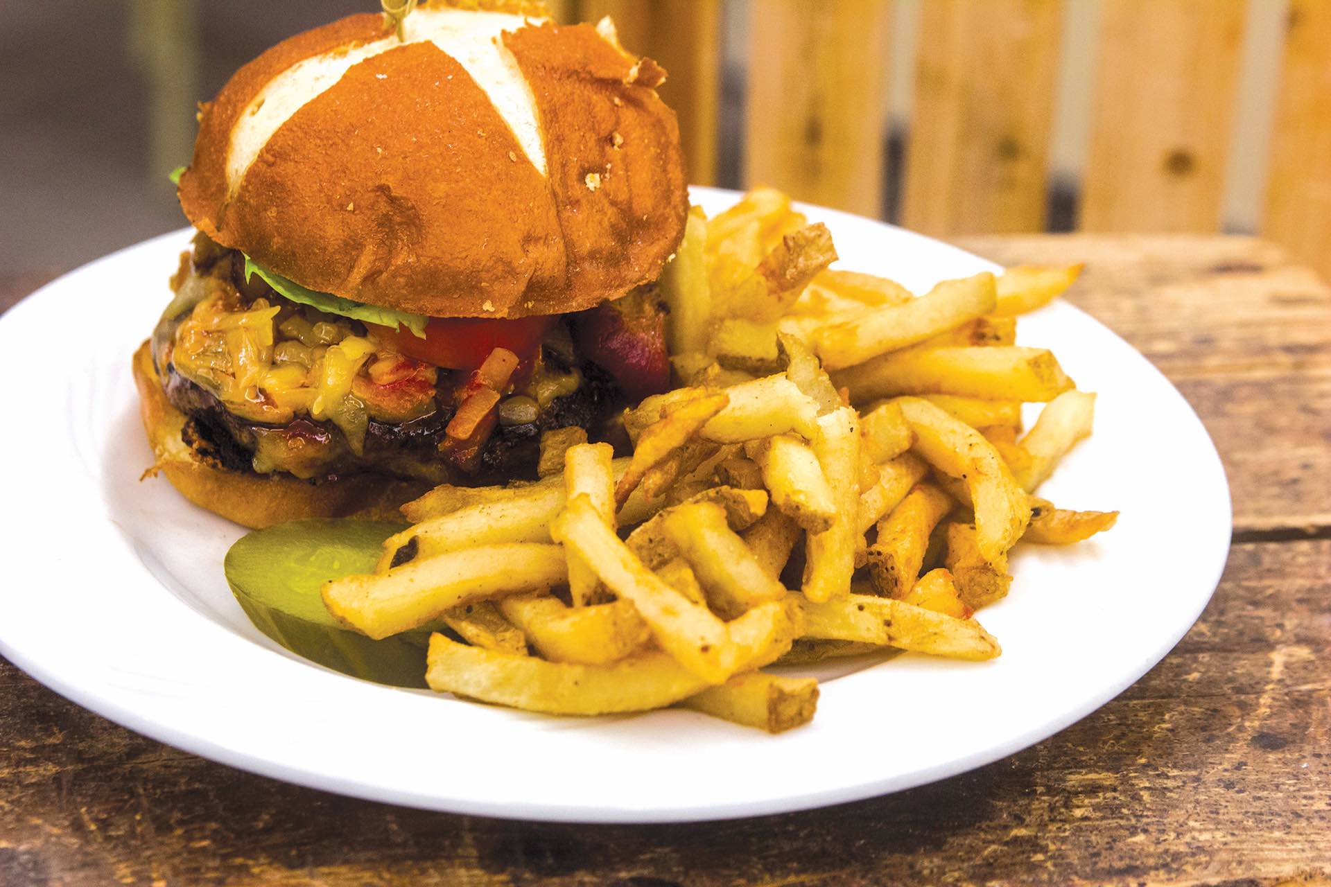 Gourmet Burgers - Cecil's